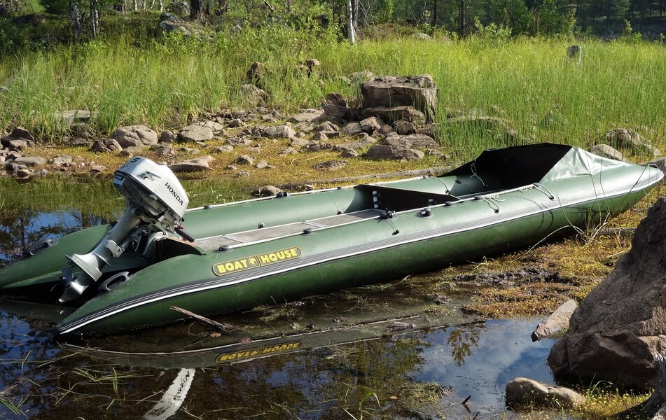 PVC catamarans for fishing, hunting SMART FISHER BOATHOUSE